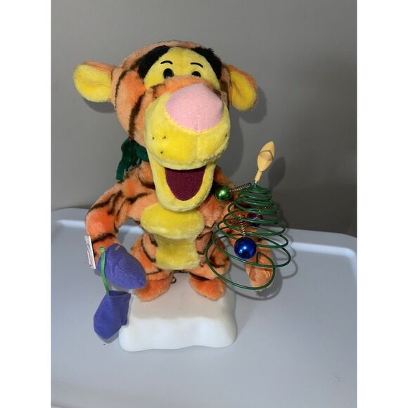Disney | Holiday | Telco Disney 996 Motionette Pooh Tigger Animated ...